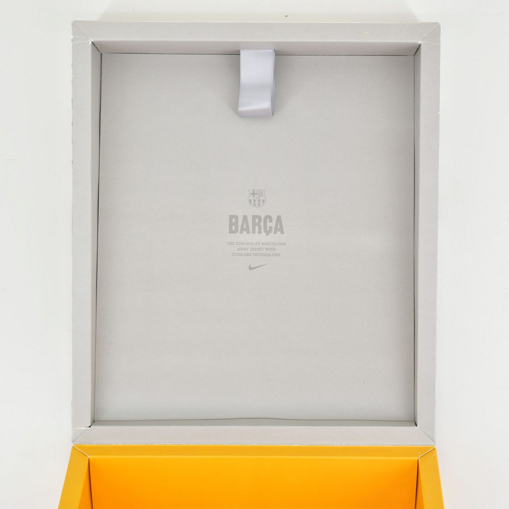 2015-16 Barcelona Away Premium Authentic Match Box – Kitroom Football